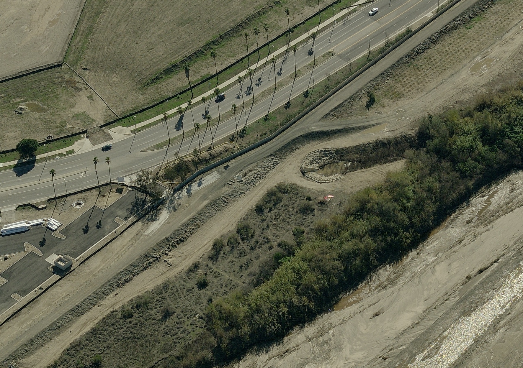 Site 285 - Santa Clara River at Hwy 101/Stroube Drain